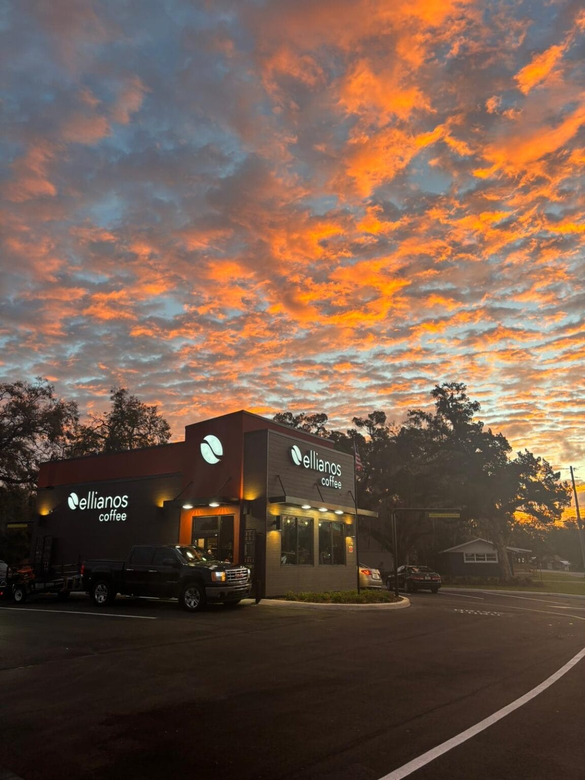 Belleview, FL Coffee Shop & Drive-Thru | Ellianos Coffee